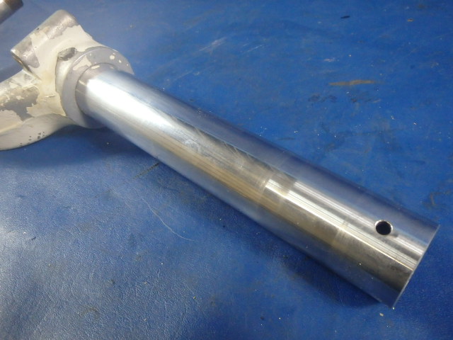 Piper 67050-02 STRUT ASSEMBLY - Nose gear lower (no pitting)